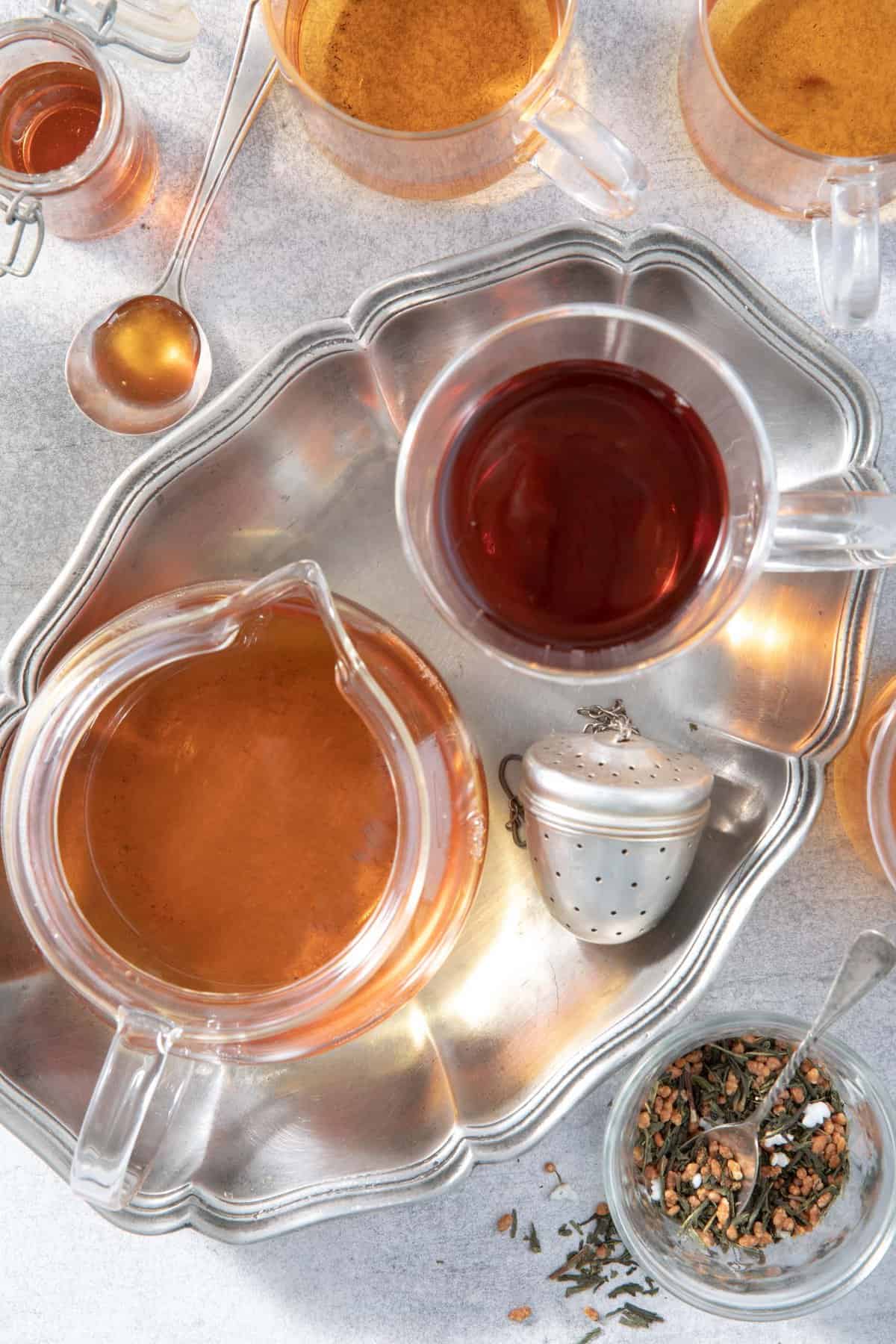 How Many Ounces in a Gallon - The Harvest Kitchen