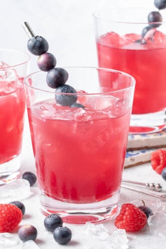 Antioxidant Rich Blueberry Green Tea - The Harvest Kitchen