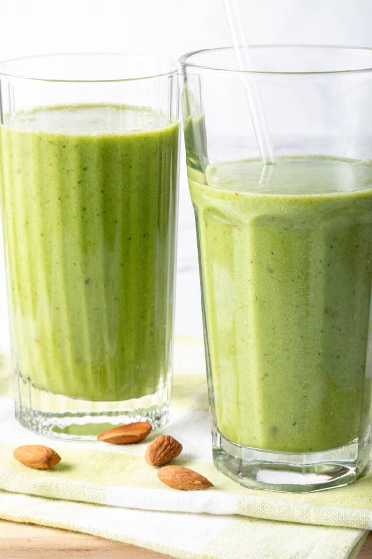 Kale Smoothie - The Harvest Kitchen